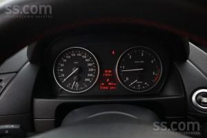 BMW X1 2012 in Riga, with an engine capacity of 2.00 L and mileage of 272 thousand km for 8990 €, photo 20 on AUTOMOTO.COM.LV