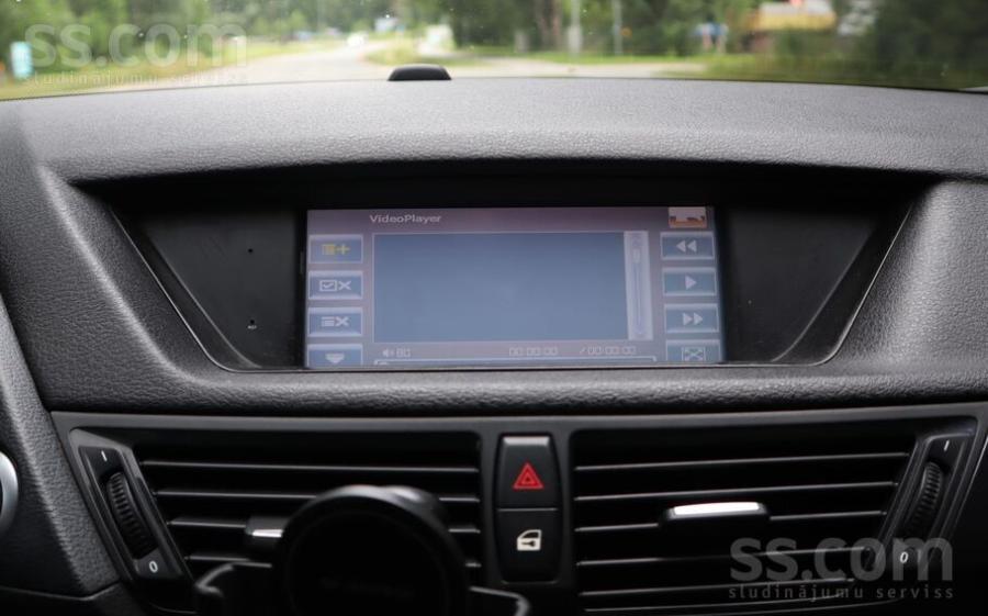 BMW X1 2012 in Riga, with an engine capacity of 2.00 L and mileage of 272 thousand km for 8990 €, photo 29 on AUTOMOTO.COM.LV