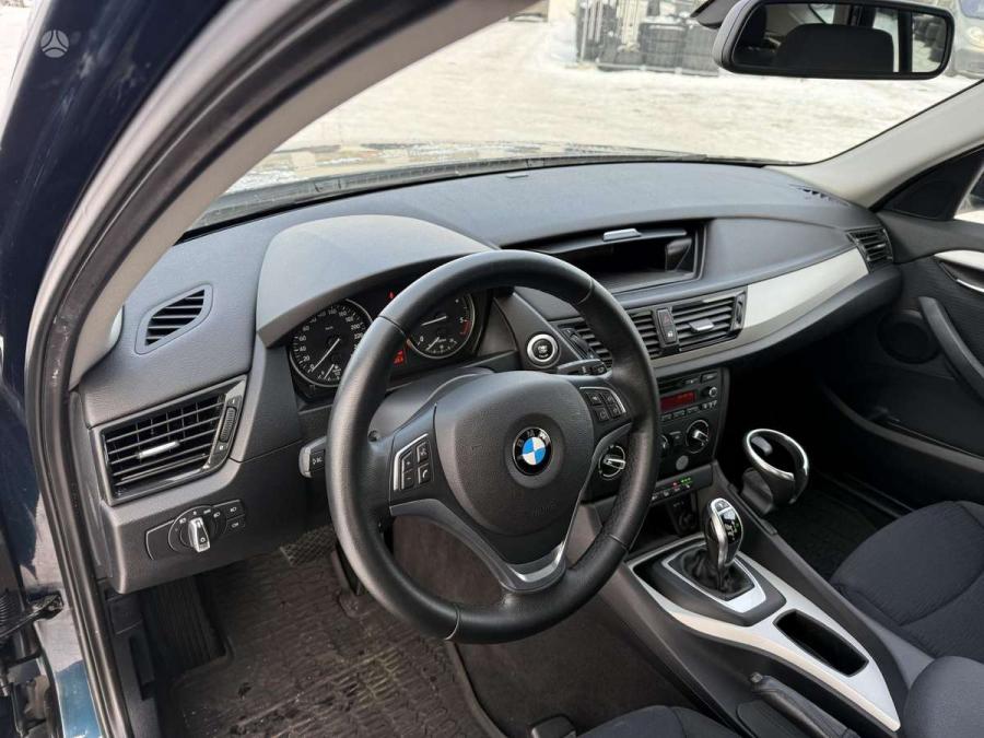 BMW X1 2013 in Marijampole, with an engine capacity of 2.00 L and mileage of 280 thousand km for 7200 €, photo 9 on AUTOMOTO.COM.LV