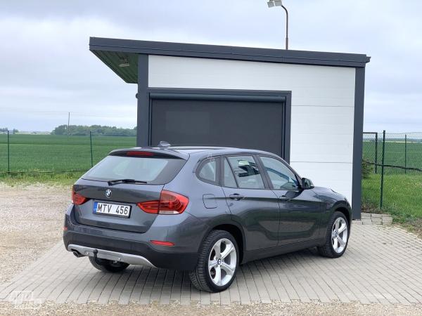 BMW X1 2013 in Kaunas, with an engine capacity of 2.00 L and mileage of 246 thousand km for 7499 €, photo 5 on AUTOMOTO.COM.LV