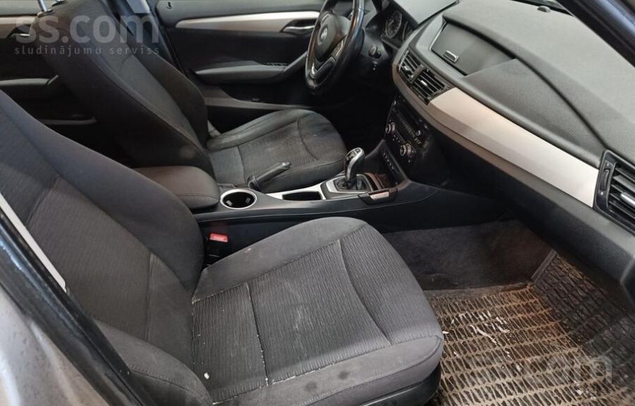 BMW X1 2013 in Riga, with an engine capacity of 2.00 L and mileage of 0 thousand km for 3000 €, photo 5 on AUTOMOTO.COM.LV