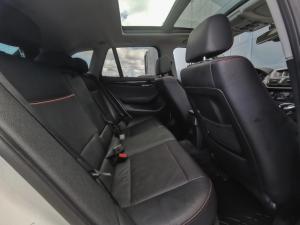 BMW X1 2013 in Riga, with an engine capacity of 2.00 L and mileage of 243 thousand km for 10990 €, photo 3 on AUTOMOTO.COM.LV