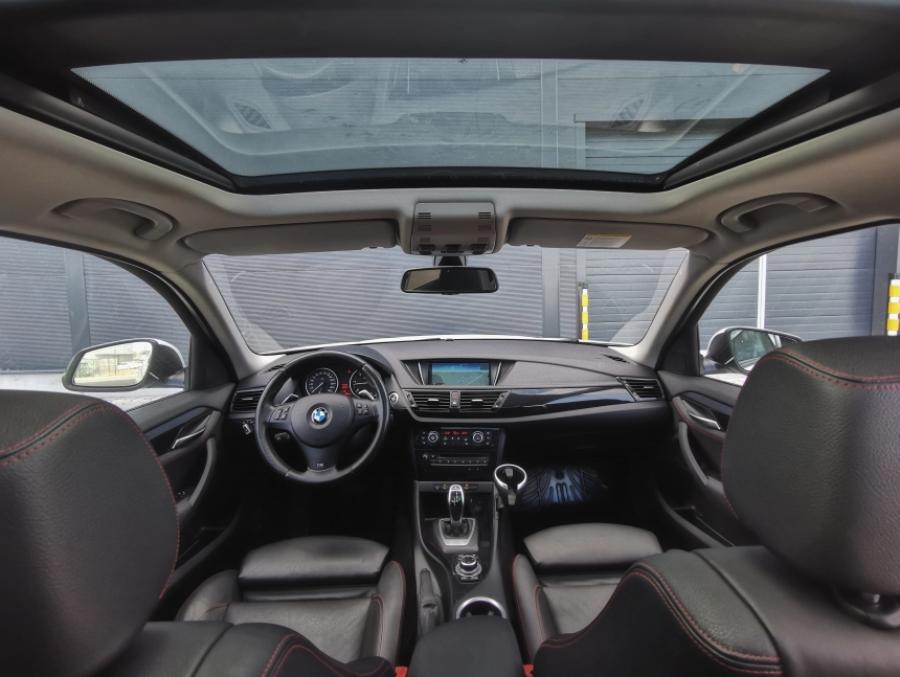BMW X1 2013 in Riga, with an engine capacity of 2.00 L and mileage of 243 thousand km for 10990 €, photo 6 on AUTOMOTO.COM.LV