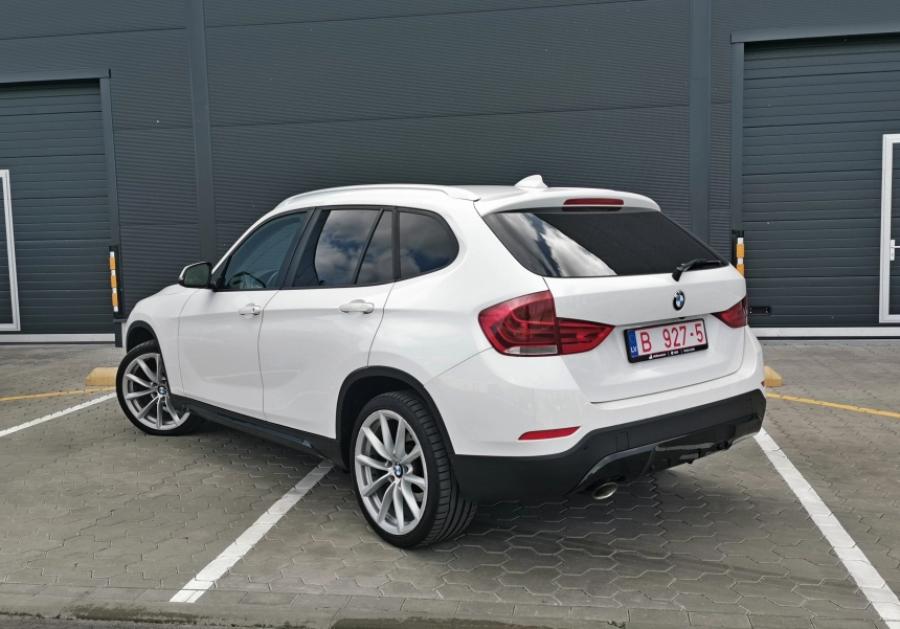 BMW X1 2013 in Riga, with an engine capacity of 2.00 L and mileage of 243 thousand km for 10990 €, photo 11 on AUTOMOTO.COM.LV