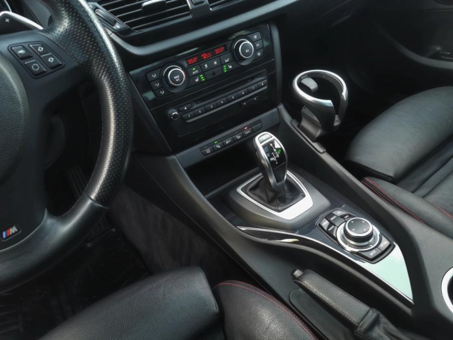 BMW X1 2013 in Riga, with an engine capacity of 2.00 L and mileage of 243 thousand km for 10990 €, photo 17 on AUTOMOTO.COM.LV