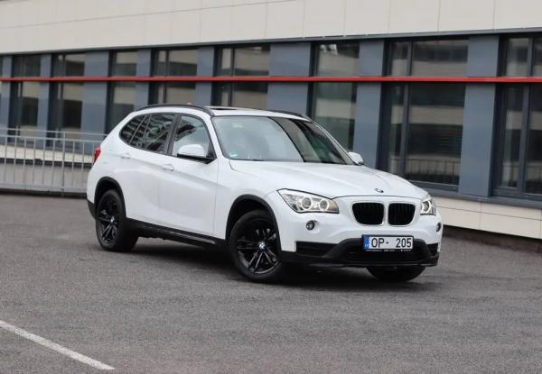 BMW X1 2014 in Riga, with an engine capacity of 2.00 L and mileage of 181 thousand km for 9980 €, photo 1 on AUTOMOTO.COM.LV