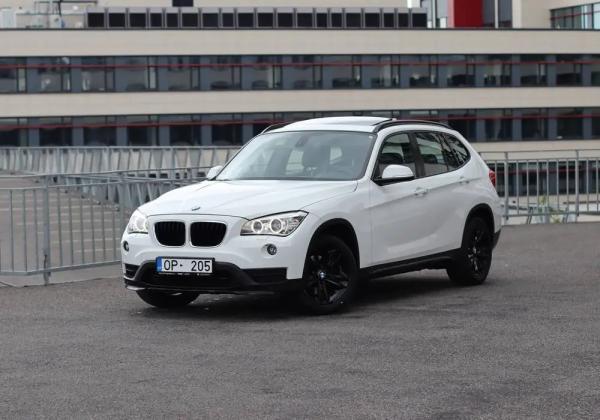 BMW X1 2014 in Riga, with an engine capacity of 2.00 L and mileage of 181 thousand km for 9980 €, photo 3 on AUTOMOTO.COM.LV