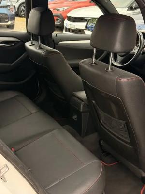 BMW X1 2014 in Riga, with an engine capacity of 2.00 L and mileage of 181 thousand km for 9980 €, photo 11 on AUTOMOTO.COM.LV