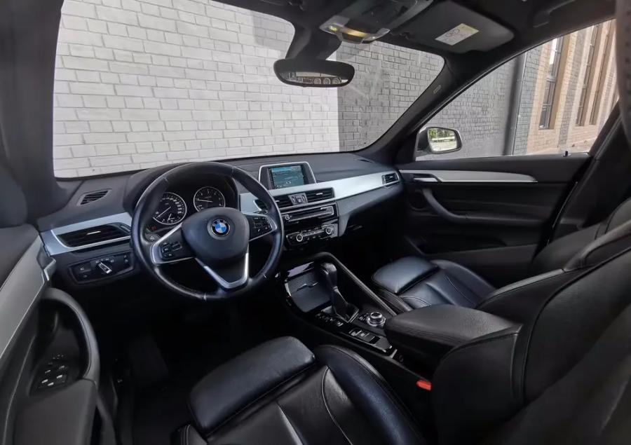 BMW X1 2015 in Riga, with an engine capacity of 2.00 L and mileage of 119 thousand km for 17450 €, photo 9 on AUTOMOTO.COM.LV