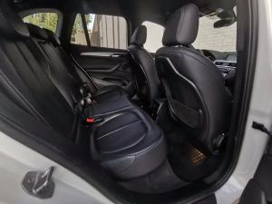 BMW X1 2015 in Riga, with an engine capacity of 2.00 L and mileage of 119 thousand km for 17450 €, photo 11 on AUTOMOTO.COM.LV