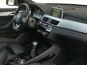 BMW X1 2015 in Riga, with an engine capacity of 2.00 L and mileage of 119 thousand km for 17450 €, photo 14 on AUTOMOTO.COM.LV