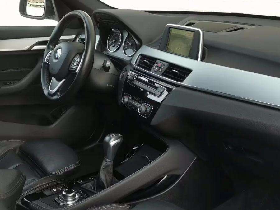 BMW X1 2015 in Riga, with an engine capacity of 2.00 L and mileage of 119 thousand km for 17450 €, photo 14 on AUTOMOTO.COM.LV