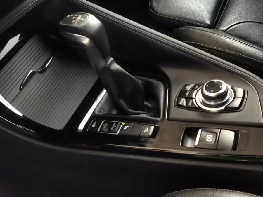 BMW X1 2015 in Riga, with an engine capacity of 2.00 L and mileage of 119 thousand km for 17450 €, photo 16 on AUTOMOTO.COM.LV