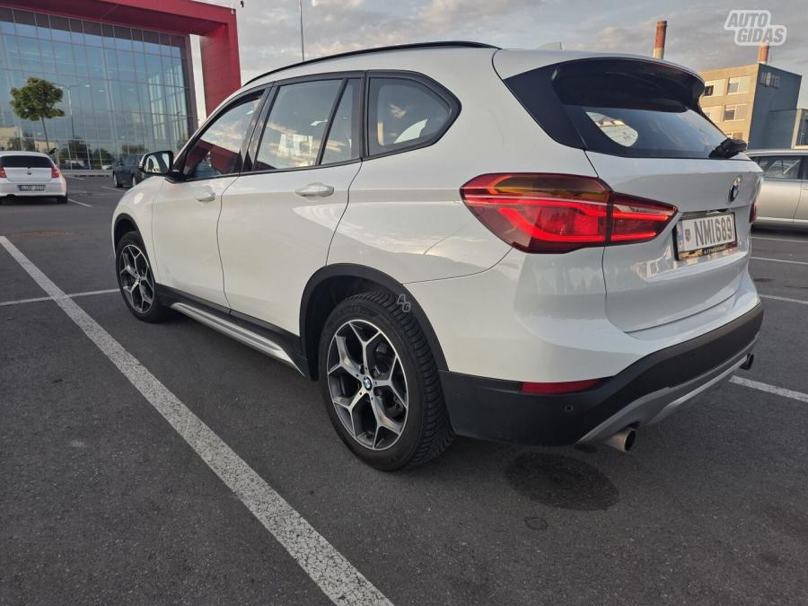 BMW X1 2016 in Kaunas, with an engine capacity of 2.00 L and mileage of 243 thousand km for 15100 €, photo 4 on AUTOMOTO.COM.LV