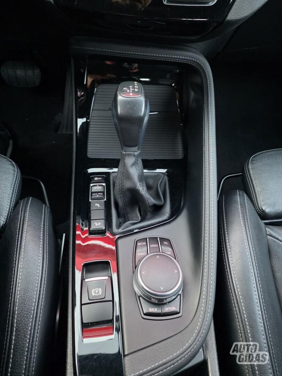 BMW X1 2016 in Kaunas, with an engine capacity of 2.00 L and mileage of 243 thousand km for 15100 €, photo 11 on AUTOMOTO.COM.LV