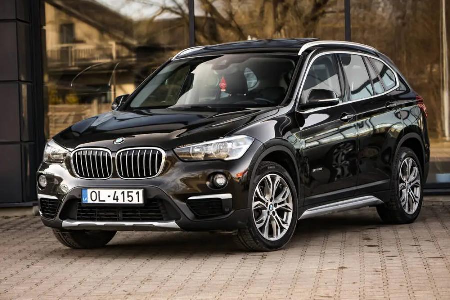 BMW X1 2016 in Jelgava, with an engine capacity of 1.50 L and mileage of 173 thousand km for 11990 €, photo 9 on AUTOMOTO.COM.LV
