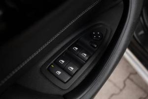 BMW X1 2016 in Jelgava, with an engine capacity of 1.50 L and mileage of 173 thousand km for 11990 €, photo 14 on AUTOMOTO.COM.LV