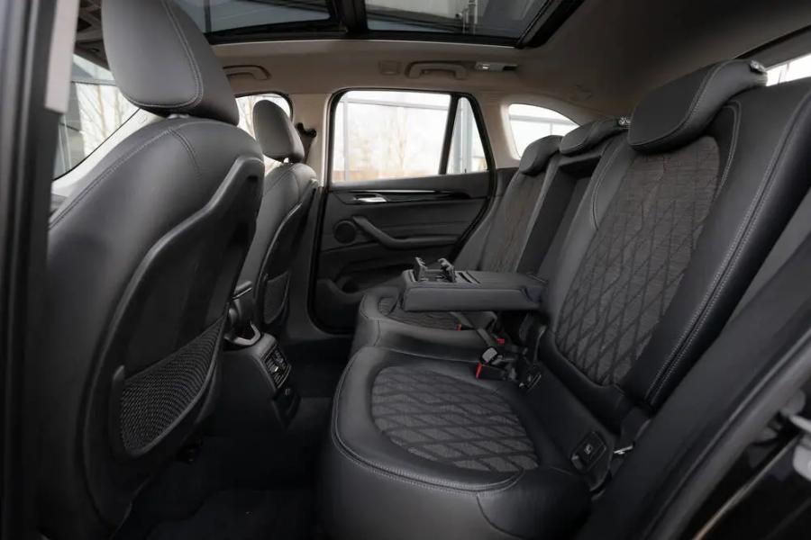 BMW X1 2016 in Jelgava, with an engine capacity of 1.50 L and mileage of 173 thousand km for 11990 €, photo 16 on AUTOMOTO.COM.LV