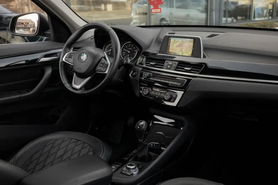 BMW X1 2016 in Jelgava, with an engine capacity of 1.50 L and mileage of 173 thousand km for 11990 €, photo 24 on AUTOMOTO.COM.LV