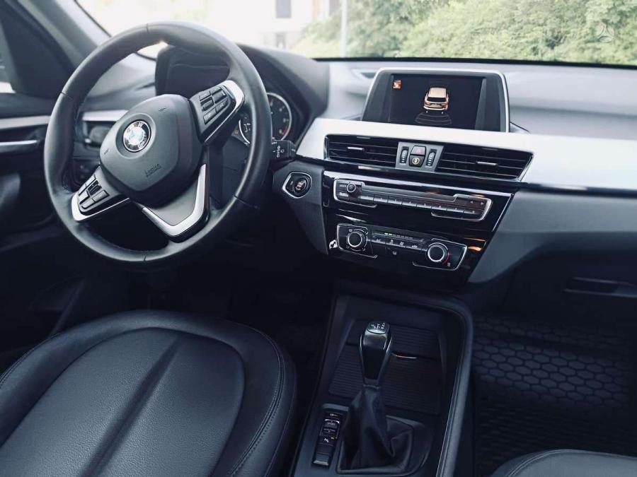 BMW X1 2017 in Utena, with an engine capacity of 2.00 L and mileage of 288 thousand km for 14450 €, photo 41 on AUTOMOTO.COM.LV