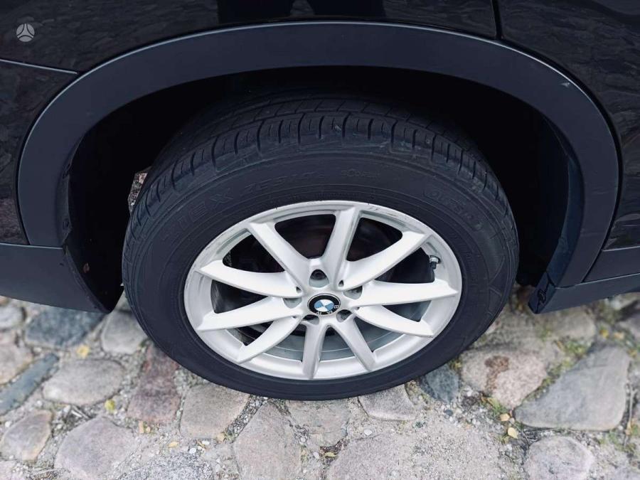 BMW X1 2017 in Utena, with an engine capacity of 2.00 L and mileage of 288 thousand km for 14450 €, photo 55 on AUTOMOTO.COM.LV
