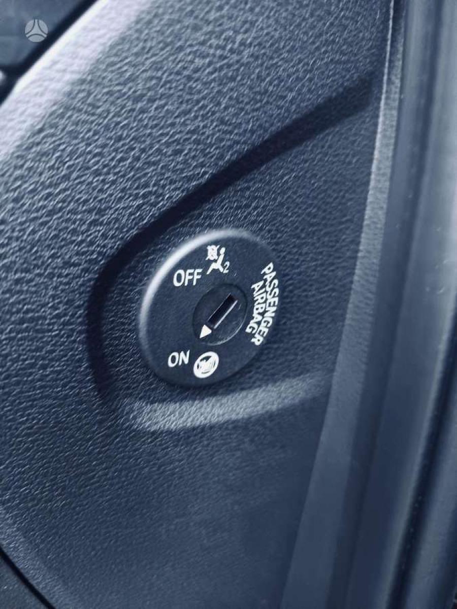 BMW X1 2017 in Utena, with an engine capacity of 2.00 L and mileage of 288 thousand km for 14450 €, photo 57 on AUTOMOTO.COM.LV