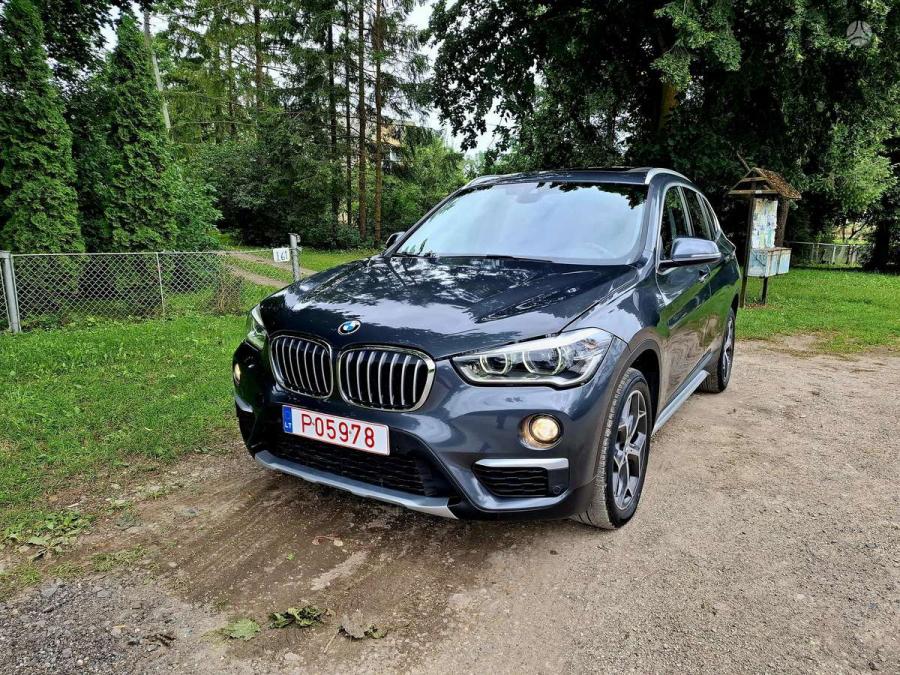 BMW X1 2018 in Siauliai, with an engine capacity of 1.50 L and mileage of 131 thousand km for 14300 €, photo 3 on AUTOMOTO.COM.LV