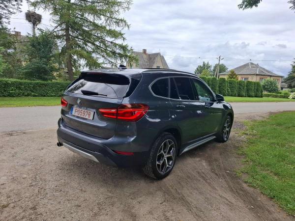 BMW X1 2018 in Siauliai, with an engine capacity of 1.50 L and mileage of 131 thousand km for 14300 €, photo 10 on AUTOMOTO.COM.LV