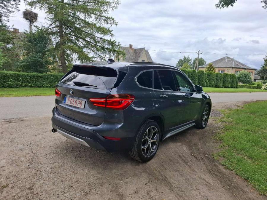 BMW X1 2018 in Siauliai, with an engine capacity of 1.50 L and mileage of 131 thousand km for 14300 €, photo 11 on AUTOMOTO.COM.LV