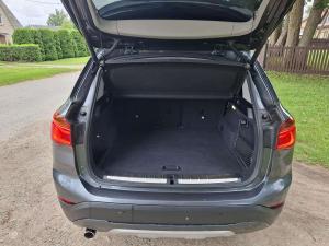 BMW X1 2018 in Siauliai, with an engine capacity of 1.50 L and mileage of 131 thousand km for 14300 €, photo 19 on AUTOMOTO.COM.LV