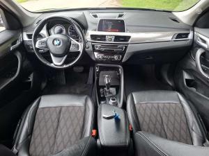 BMW X1 2018 in Siauliai, with an engine capacity of 1.50 L and mileage of 131 thousand km for 14300 €, photo 23 on AUTOMOTO.COM.LV