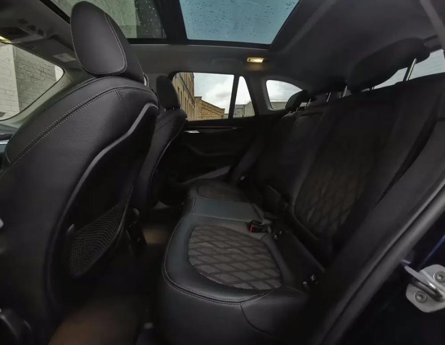 BMW X1 2019 in Riga, with an engine capacity of 2.00 L and mileage of 128 thousand km for 20990 €, photo 10 on AUTOMOTO.COM.LV