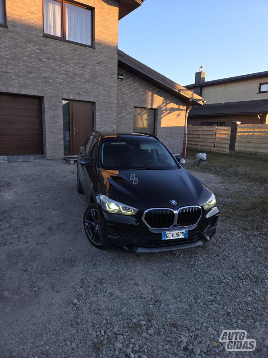 BMW X1 2020 in Kaunas, with an engine capacity of 1.60 L and mileage of 181 thousand km for 14999 €, photo 7 on AUTOMOTO.COM.LV