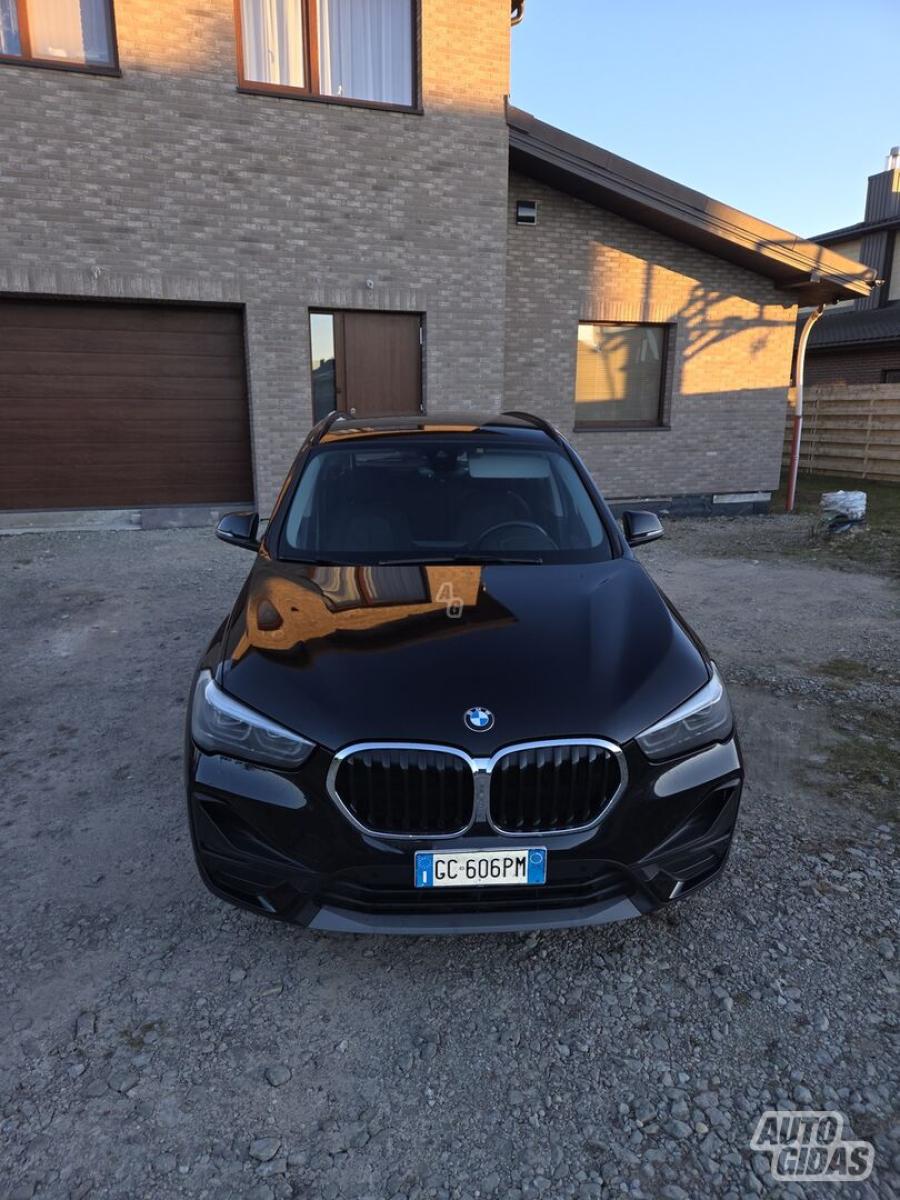BMW X1 2020 in Kaunas, with an engine capacity of 1.60 L and mileage of 181 thousand km for 14999 €, photo 10 on AUTOMOTO.COM.LV