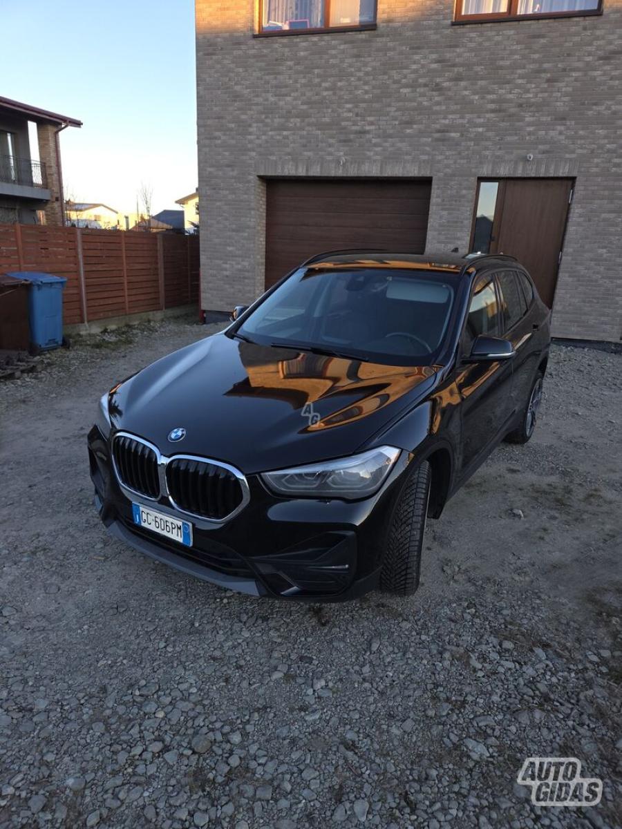 BMW X1 2020 in Kaunas, with an engine capacity of 1.60 L and mileage of 181 thousand km for 14999 €, photo 11 on AUTOMOTO.COM.LV