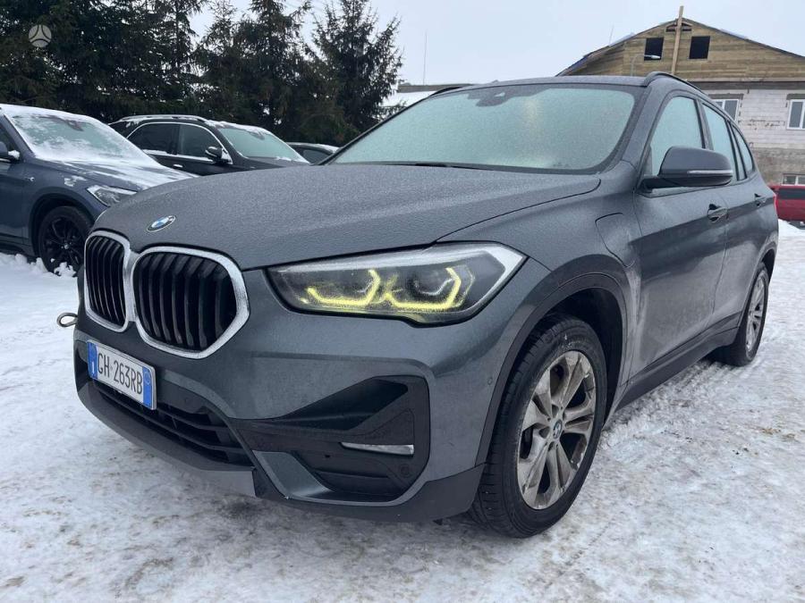 BMW X1 2022 Kauņa, ar dzinēja tilpumu 1.50 L un nobraukumu 143 tūkst. km par 10950 €, foto 1 vietnē AUTOMOTO.COM.LV