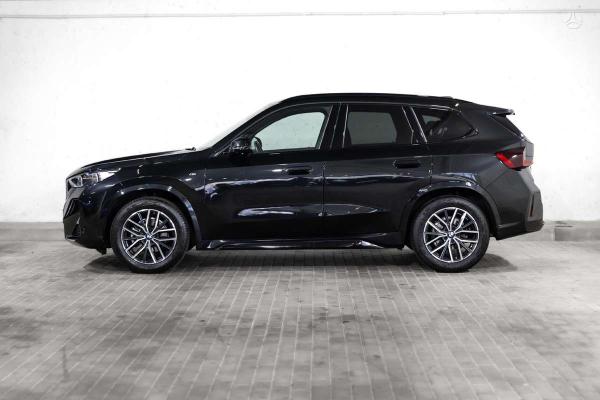 BMW X1 2022 in Vilnius, with an engine capacity of 1.50 L and mileage of 69 thousand km for 35883 €, photo 4 on AUTOMOTO.COM.LV