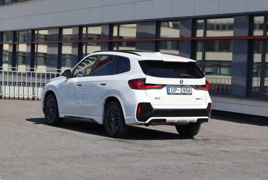 BMW X1 2022 in Riga, with an engine capacity of 2.00 L and mileage of 57 thousand km for 34980 €, photo 5 on AUTOMOTO.COM.LV