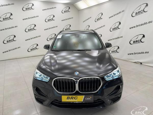 BMW X1 2022 Viļņa vietnē BMW X1 2022 Viļņa, ar dzinēja tilpumu 2.00 L un nobraukumu 159 tūkst. km par 18000 €, foto 4 vietnē AUTOMOTO.COM.LV