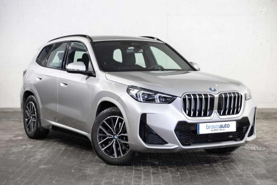 BMW X1 2025 in Vilnius, with an engine capacity of 1.50 L and mileage of 5 thousand km for 52691 €, photo 3 on AUTOMOTO.COM.LV