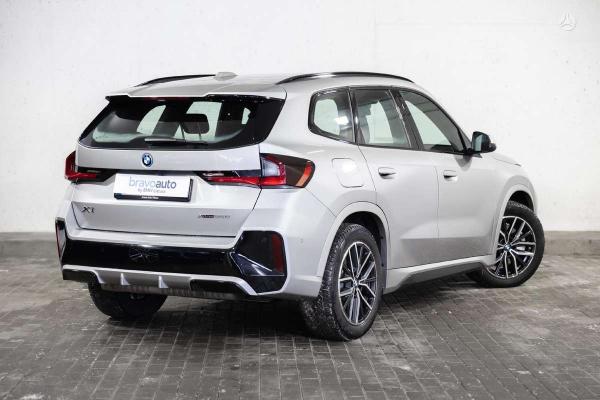 BMW X1 2025 Viļņa, ar dzinēja tilpumu 1.50 L un nobraukumu 5 tūkst. km par 52691 €, foto 8 vietnē AUTOMOTO.COM.LV
