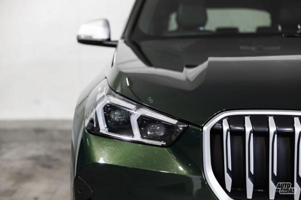 Green BMW X1 2023 in Vilnius, with an engine capacity of 2.00 L and mileage of 110 thousand km for 32991 €, photo 4 on AUTOMOTO.COM.LV