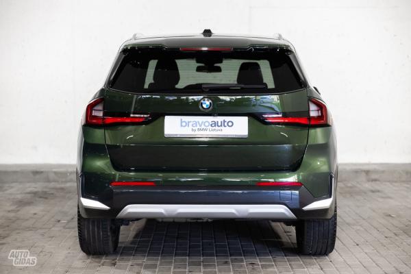 Green BMW X1 2023 in Vilnius, with an engine capacity of 2.00 L and mileage of 110 thousand km for 32991 €, photo 11 on AUTOMOTO.COM.LV