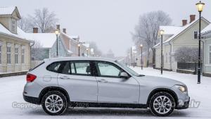 Pelēks BMW X1 2013 Tallina, ar dzinēja tilpumu 2.00 L un nobraukumu 275 tūkst. km par 8500 €, foto 3 vietnē AUTOMOTO.COM.LV
