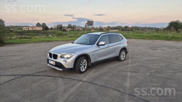 Grey BMW X1 2009 in Jekabpils, with an engine capacity of 2.00 L and mileage of 279 thousand km for 7100 €, photo 1 on AUTOMOTO.COM.LV