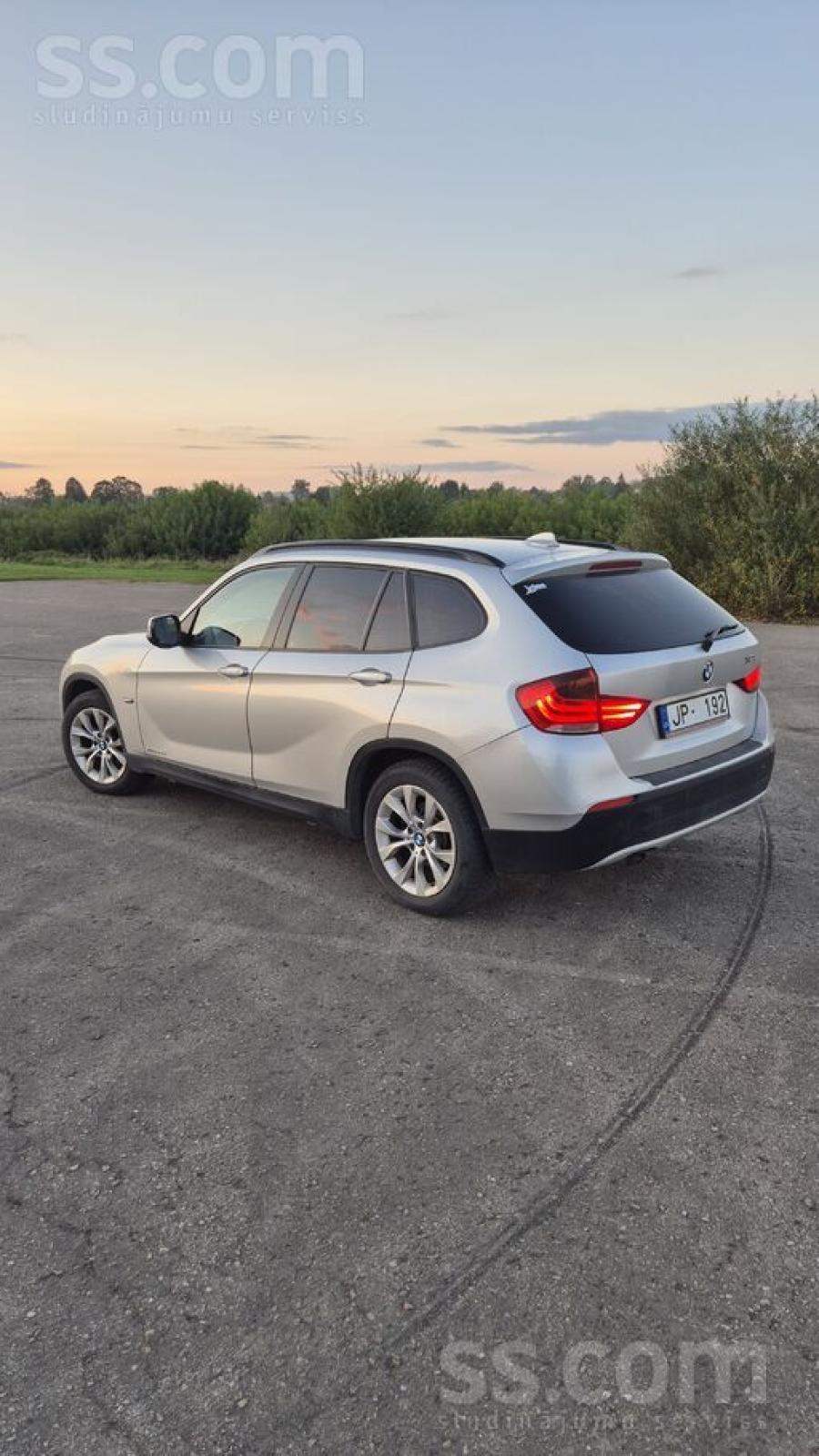 Grey BMW X1 2009 in Jekabpils, with an engine capacity of 2.00 L and mileage of 279 thousand km for 7100 €, photo 6 on AUTOMOTO.COM.LV