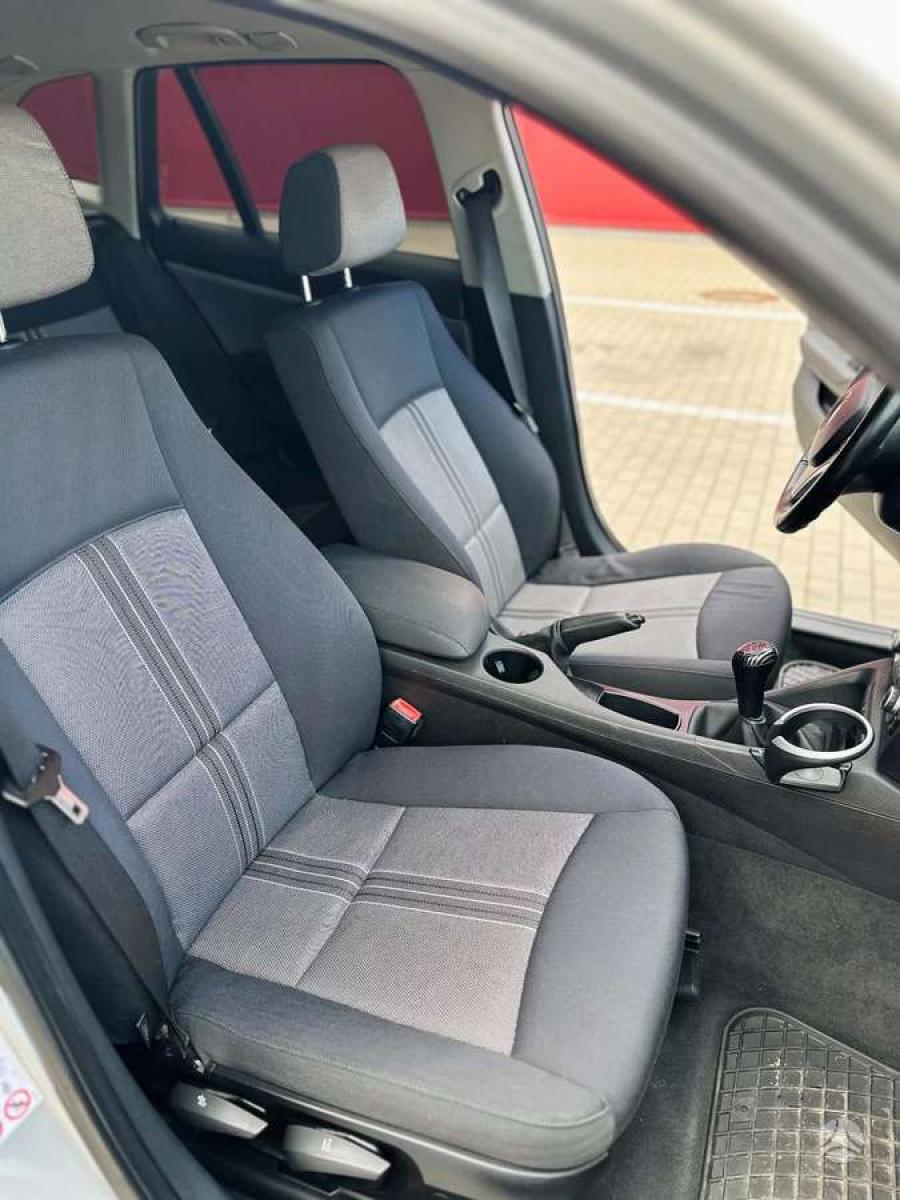 Pelēks BMW X1 2009 Kauņa, ar dzinēja tilpumu 2.00 L un nobraukumu 446 tūkst. km par 3100 €, foto 9 vietnē AUTOMOTO.COM.LV