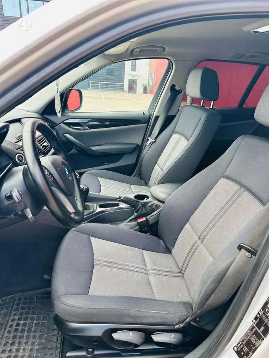 Pelēks BMW X1 2009 Kauņa, ar dzinēja tilpumu 2.00 L un nobraukumu 446 tūkst. km par 3100 €, foto 10 vietnē AUTOMOTO.COM.LV