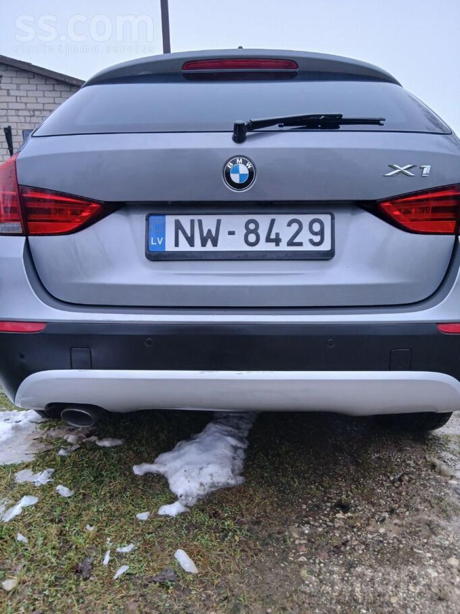 Pelēks BMW X1 2010 Aizkraukle, ar dzinēja tilpumu 2.00 L un nobraukumu 251 tūkst. km par 6600 €, foto 2 vietnē AUTOMOTO.COM.LV