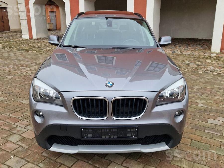 Pelēks BMW X1 2010 Bauska, ar dzinēja tilpumu 2.00 L un nobraukumu 321 tūkst. km par 6250 €, foto 3 vietnē AUTOMOTO.COM.LV